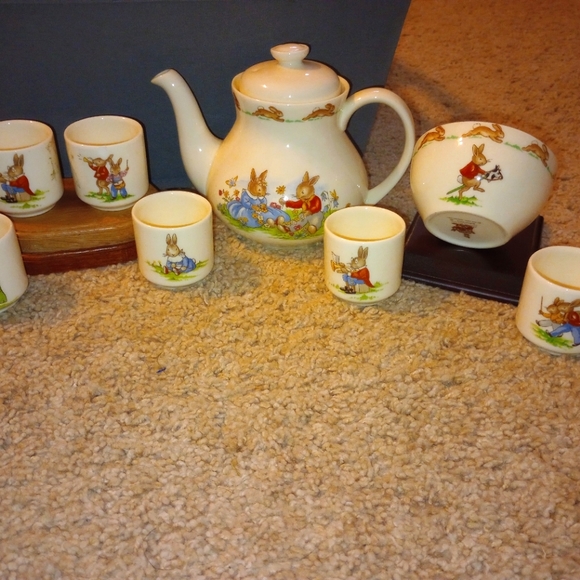 Royal Daulton | Dining | Royal Daulton Bunnykins Tea Set | Poshmark